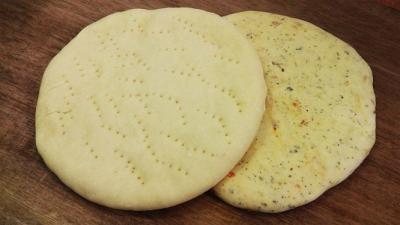 China Multifunctional Automatic Pizza Making Machine 1200 - 5400 Pcs/Hr For Similar Flatbread for sale