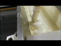 Hoe zorgt een cake-beluchtingsmachine voor een consistente luchtinvoer in cakebatters?