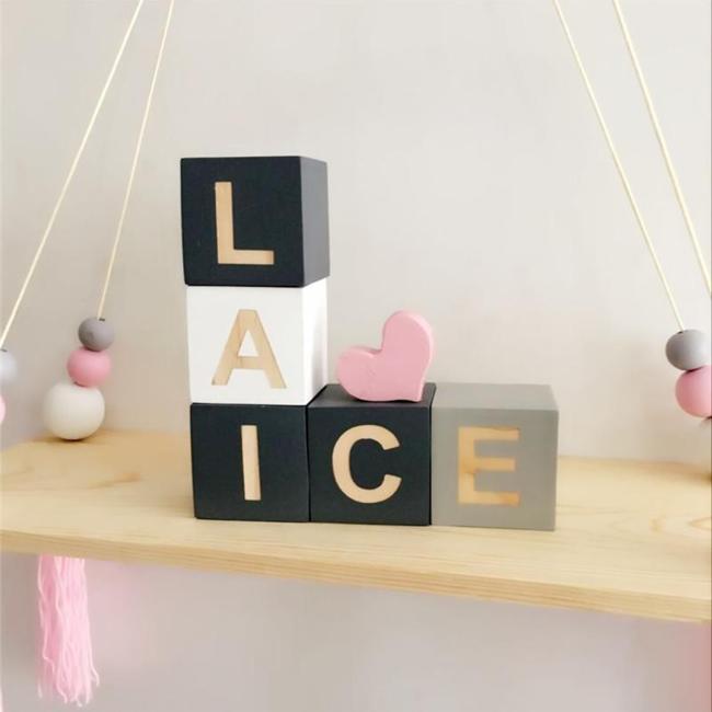 puzzle de bébé de 10pcs Mini Wooden Cubes Square Blocks faisant la peinture implorante en bois pour des jouets de passe-temps d'enfants de projets des métiers DIY