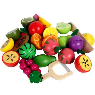 Cina Frutta di legno 10.5cm magnetica che taglia il giocattolo di legno stabilito del canestro di frutta in vendita
