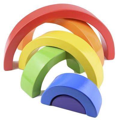 Cina i giocattoli di legno dei blocchetti di 4.5cm hanno incurvato impilando i blocchetti dell'arcobaleno in vendita