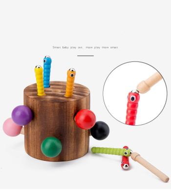 Cina Fermo di legno il gioco del verme per addestramento della coordinazione mano-occhio dei bambini in vendita