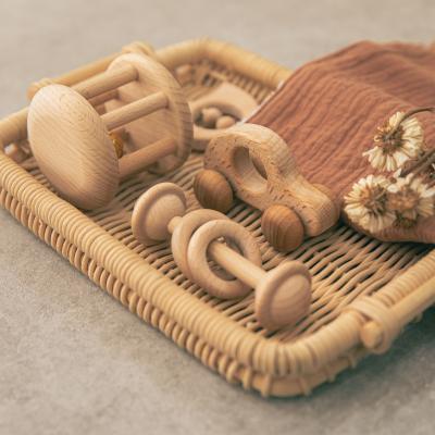 Cina 4 pc/bambini dell'insieme gioca il regalo neonato musicale di Teether di crepitio di legno naturale in vendita