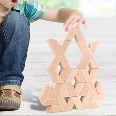 Cina blocchetti d'impilamento educativi di legno di Unpaint Montessori del grande delle particelle elementari 3D di forma di v 16pcs bambino di legno naturale dei giocattoli a in vendita