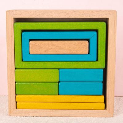 Cina Il puzzle di legno di incastramento dell'impilatore blocca Montessori che impila il gioco per la scuola materna in vendita