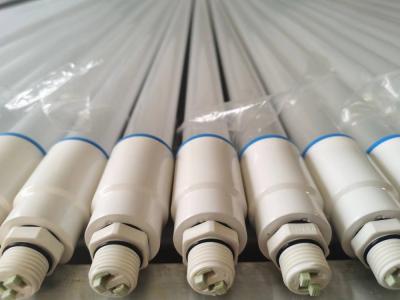 China O diodo emissor de luz interno impermeável de T8P cresce o espectro feito sob encomenda do corpo claro da lâmpada do PC à venda