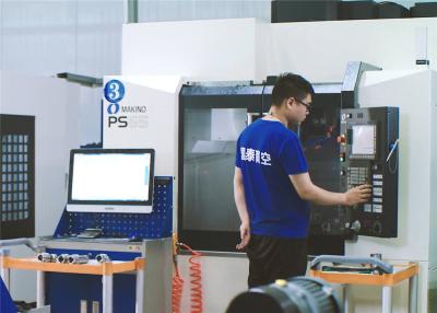 Cina Le configurazioni flessibili della macchina di rivestimento del rotolo di film di CPP rotolano il dispositivo a induzione in vendita