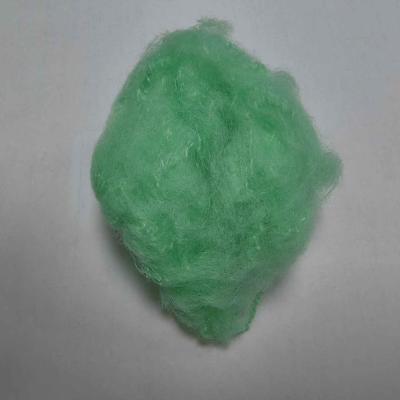 Cina Fibra di poliestere riciclata in PET 51 mm verde PSF per giocattoli farciti in vendita