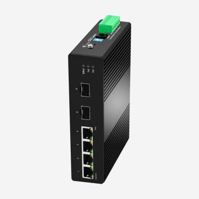 Cina Commutatore industriale del CE ROHS Gigabit Ethernet con i porti della fibra da 2 gigabit e 4 porti di PoE in vendita