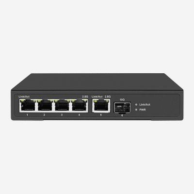 Cina 4 PoE RJ45 e 1 RJ45 2.5Gbps Layer 2 Managed Switch 2.5 Gigabit Switch con 1 10GB SFP+ in vendita