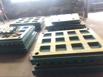 China 1000KG Gewichtscrusher C125 Kiefercrusher Verschleißteile Kieferplatte für Bergbaumaschine EN124 Standard zu verkaufen