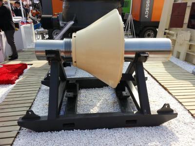 Cina Crusher GP300 Crusher a cono con testa inferiore a buccia Assemblaggio dell'albero principale per la macchina di estrazione del minerale in vendita