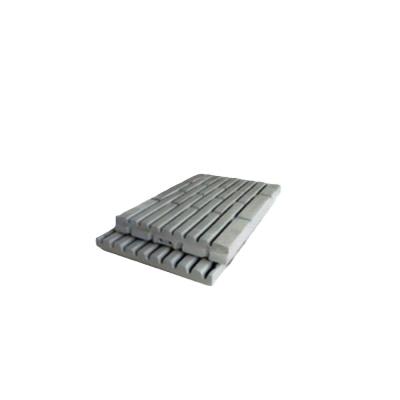 Cina Piastra di mascella mobile/oscillabile e fissa resistente per CJ412 CJ612 pezzi di ricambio di frantumazione di mascella Peso 999 kg in vendita