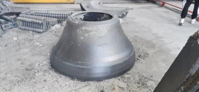 Cina Parti di ricambio ad alto cromo ad alto manganese per la trituratrice a cono tipo di lavorazione energetica dell'estrazione mineraria in vendita