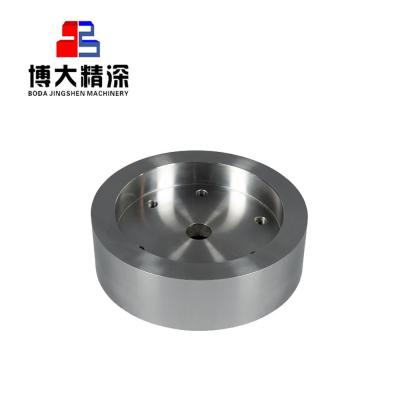 Cina Parti di ricambio per la triturazione a socket coniche per l'estrazione mineraria forgiate e lavorate alla perfezione in vendita