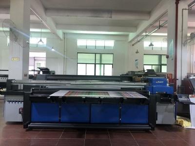 Cina stampatore UV del tessuto di 3.2m, testa ibrida della stampatrice 4/8pcs in vendita
