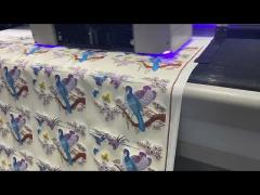 Drucker con UV-LED-Injectionsfarbe für die Industrie, con una superficie di 6 piedi 1,8 m
