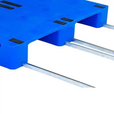 China Eco-friendly HDPE Material 4way Entry Spill Pallet for Logistic Transport Durable for sale
