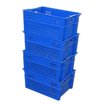 China Easy to clean stacking and storage plasticcrate Stackable storage vegetable mesh plastic tomato crate for sale