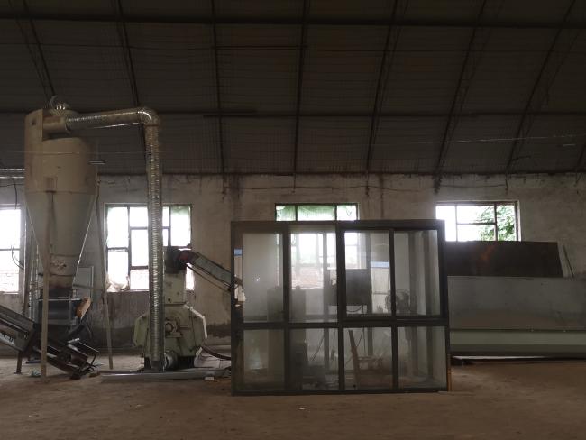 High Capacity Wood Waste Crusher Machine 0.5-5T/P Wood To Sawdust Machine