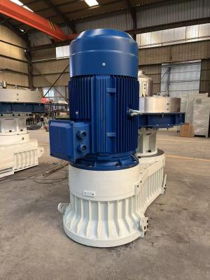 China High-Efficiency Centrifugal Vertical Ring Die Wood Pellet Machine Model XGJ560 for sale