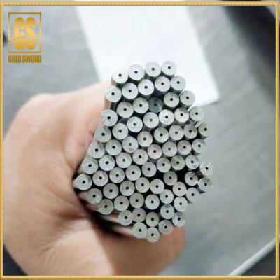 Cina Conduttori che lucidano il carburo di tungsteno Rohi con un foro elicoidale da 30 gradi in vendita