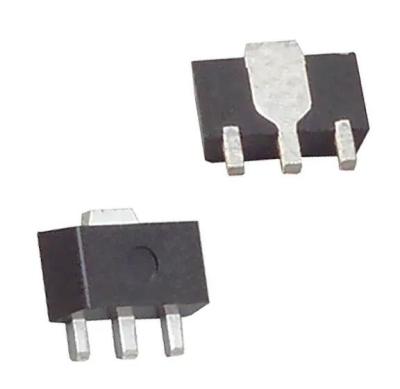 Cina TL431QPK Shunt Voltage Reference IC Adjustable 2.495V 36 VV ±2.2% 100 mA SOT-89-3 in vendita
