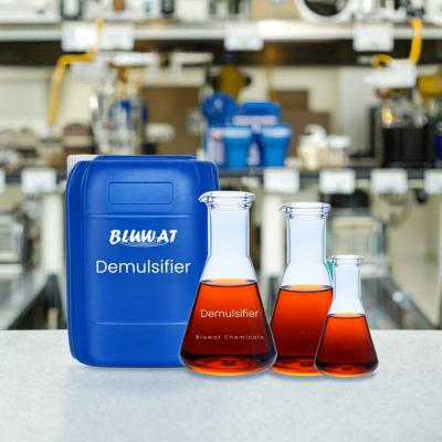 中国 高有機成分を持つ廃棄水の化学デムルシファーの逆相デムルシファーのO/W W/Oエムルションブレーカー 販売のため