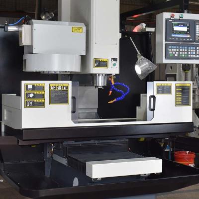 中国 VMC 3つの軸線のマシニング センター 販売のため