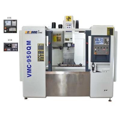 China Fully Enclosed Vertical CNC Vertical Machine BT40 Spindle 3 Axis Machining Center for sale