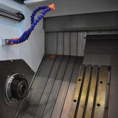 中国 Φ280mmの最高の切断直径の高いPresionの傾斜のベッドCNCの旋盤機械 販売のため