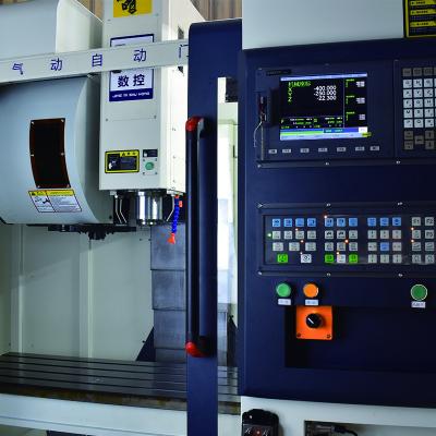 China X Axis 900mm Worktable High Speed Vertical Machining Center Automated 3 Axis for sale