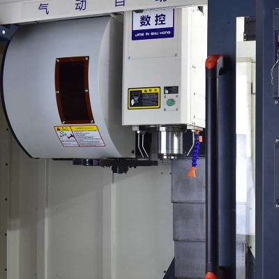China 1500x420mm Worktablegröße automatisierte cnc-Maschine 3 Achse Cnc-Vertikalen-Fräsmaschine-vertikale Prägemitte-Maschine zu verkaufen