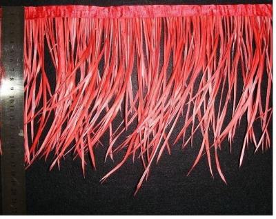 China Geverfde Spiky Goose Biot Feather Fringe Trim met Satin Ribbon Tapes Kippenveer Te koop
