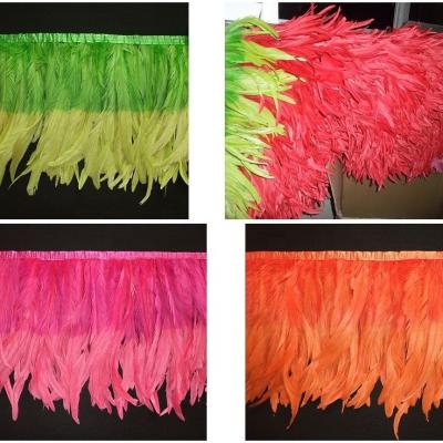 China Feest decoratie lint satin twee kleuren kleur kip veer randje trim 12-14 inch Te koop
