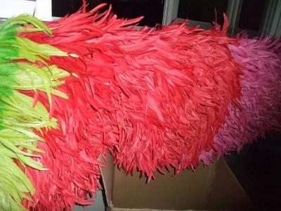 China Feest decoratie lint satin twee kleuren kleur kip veer randje trim 12-14 inch Te koop