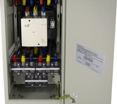 China do estabilizador trifásico da tensão de 200KVA 50HZ grande poder com GPRS à venda
