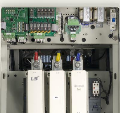 Cina Fase industriale diritta 300KVA del regolatore di tensione 3 del pavimento automatico in vendita