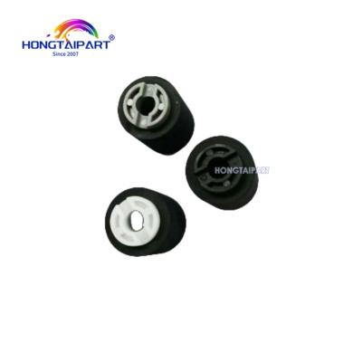Cina Pickup Roller Set (3pcs) 302K906350 302K906360 302K906370 OEM per Kyocera TA4500i 5500i 6500i 8000i 6550 7550ci in vendita