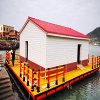 China HDPE Floating Dock Platform 80m-300m Circumference Water Leisure Entertainment Stable Mooring for sale