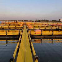 China HDPE Floating Dock Platform 80m-300m Circumference Water Leisure Entertainment Stable Mooring for sale