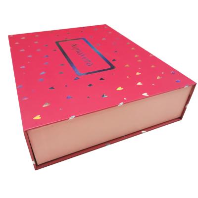 China Custom Cardboard Magnetic Gift Box Folding Box With Magnetic Closure for sale