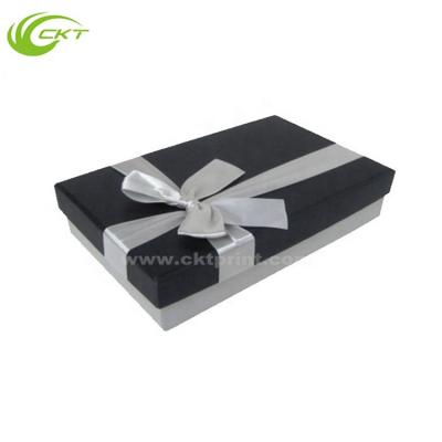 China Luxury Chocolate Candy Packaging Gift Boxes With Ribbon , Recycled Paperboard Rectangular Packaging Box for sale