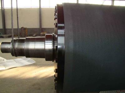China Paper Machine Press Part Blind Hole Rubber Rolls Hydraulic Cylinder Lifting With Bearing And Bearing House for sale