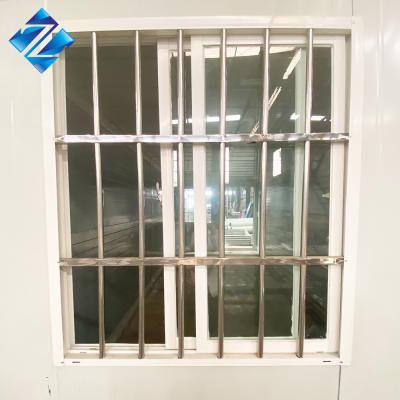 中国 Premade Container House Modular Prefabricated Container Building 販売のため