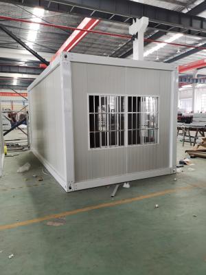 Cina Prefabricated Detachable Flat Pack Container House 20ft Three-Room in vendita