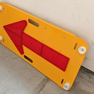 China High Brightness Aluminum LED Arrow Board for Traffic Control for sale