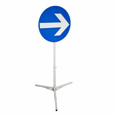 China 3M Reflective Film Height Adjustable 8-Direction Adjustable Reflective Traffic Sign Arrow Board for Road Guidance for sale