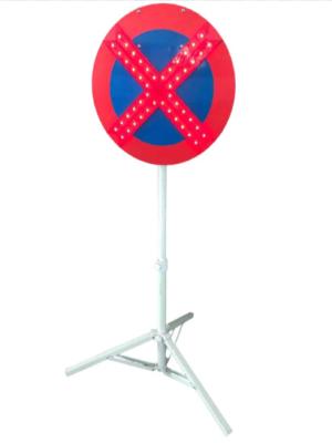 China Height Adjustable 500mm LED Arrow Sign Board for sale