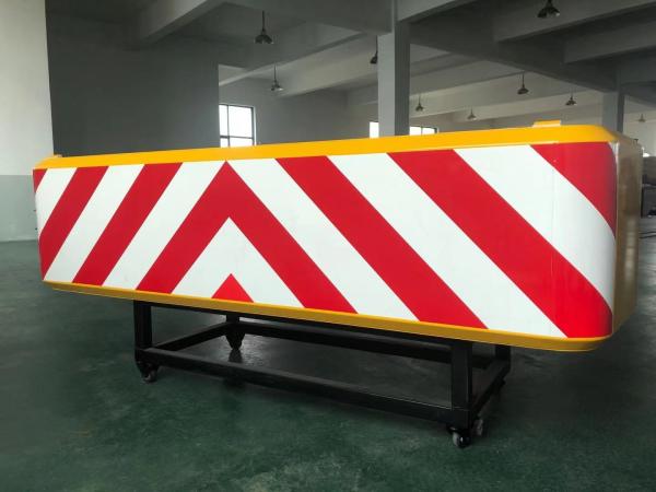 Collapsible 2.0-4.0t Attenuator Truck Crash Anti Collision